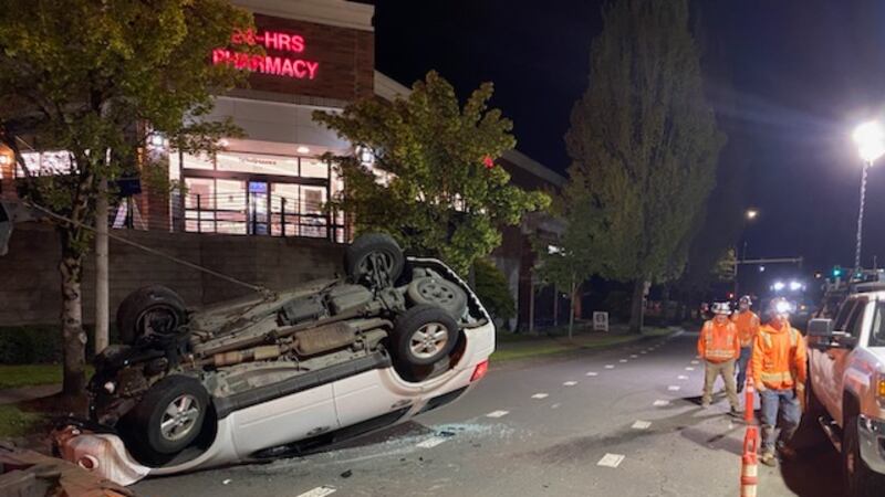DUII driver hits construction trailer, flips truck in Beaverton DUII driver hits construction trailer, flips truck in Beaverton